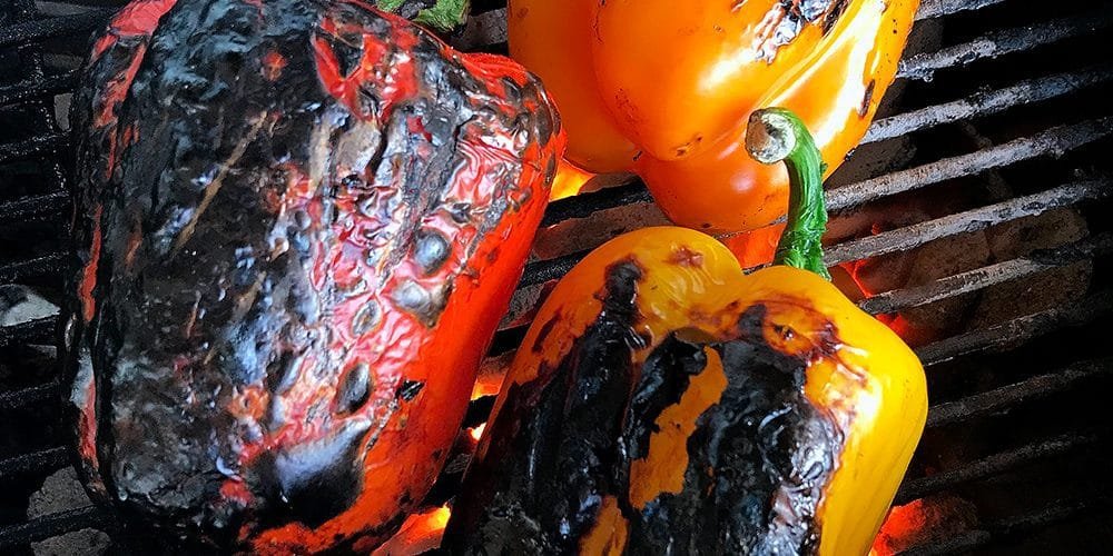 How to grill Smoked Peppers with Spicy Turkey Sausage • Grillax